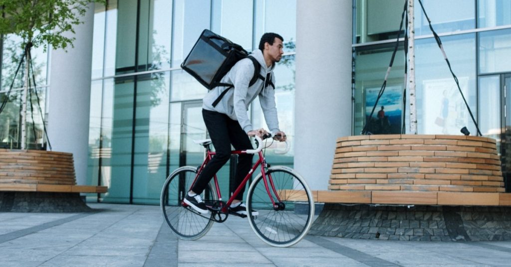 Tips On Enhancing Customer Service In The Delivery Business - Delivery ...